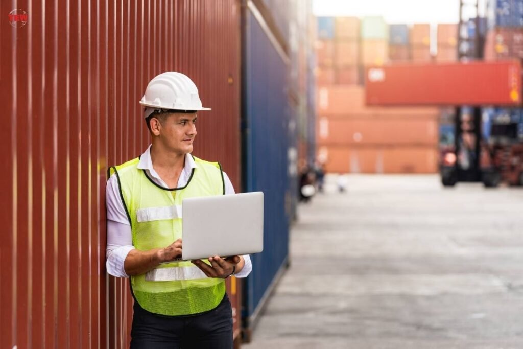Navigating International Trade: The Role of Customs Brokers in ...