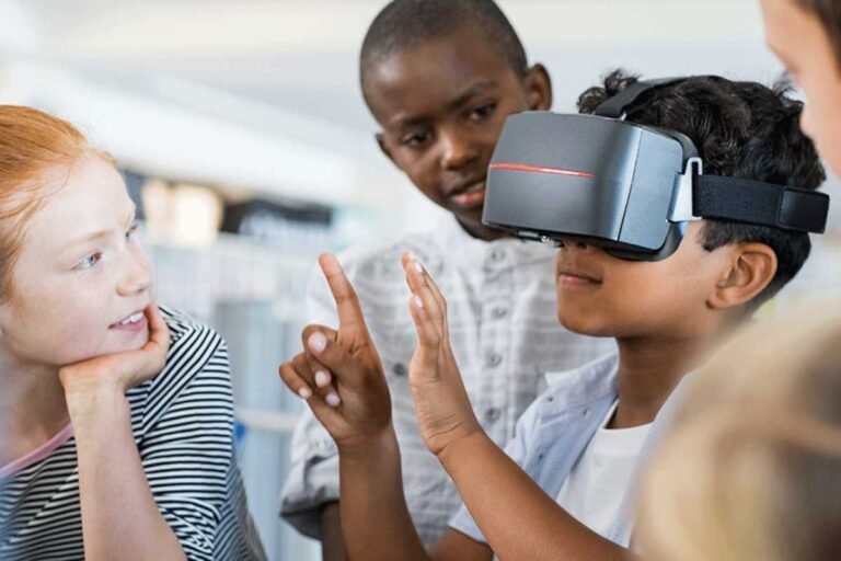 7 Gen Alpha Employees' Characteristics to Know for 2025 | The ...